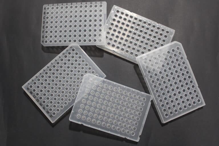 PCR Plates and 8 Strip Tubes | PCR Products | Biomat